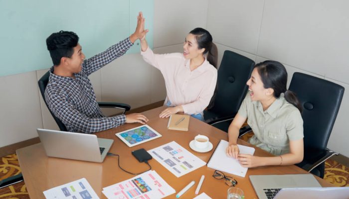 Employee Development: Pengertian, Manfaat, Contoh, Cara Melakukannya ...