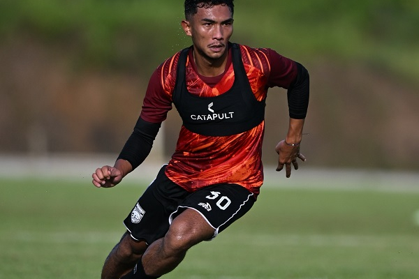 Rivaldo Pakpahan Selalu Asah Kemampuan Scanning dan Passing – KOMBI.ID