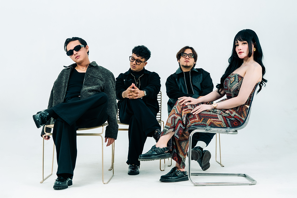 510 Asal Bandung Kolaborasi bareng Fanny Soegi di Single Amo – KOMBI.ID