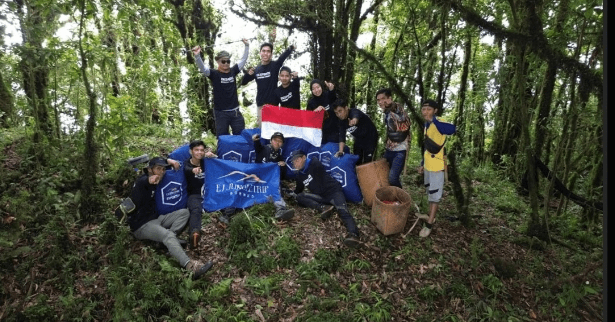 Ekspedisi Gunung Lumut: Menjaga Adat dan Menapaki Puncak Batu Pilar ...
