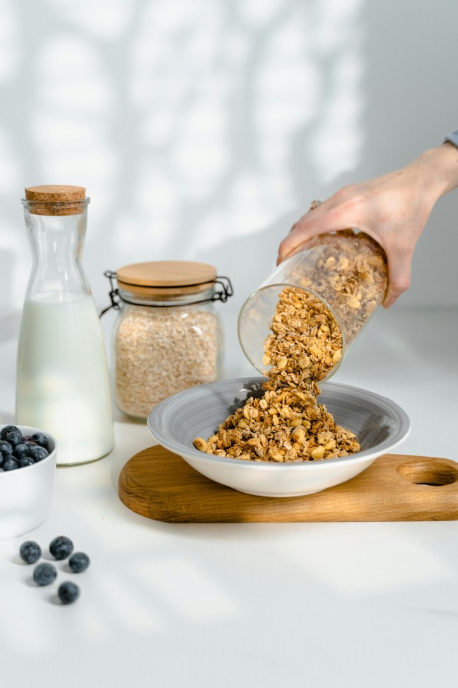 Resep Granola untuk Sarapan Pagi yang Sehat dan Lezat – KOMBI.ID