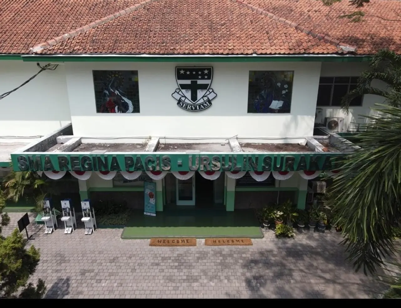 SMA REGINA PACIS SURAKARTA – KOMBI.ID